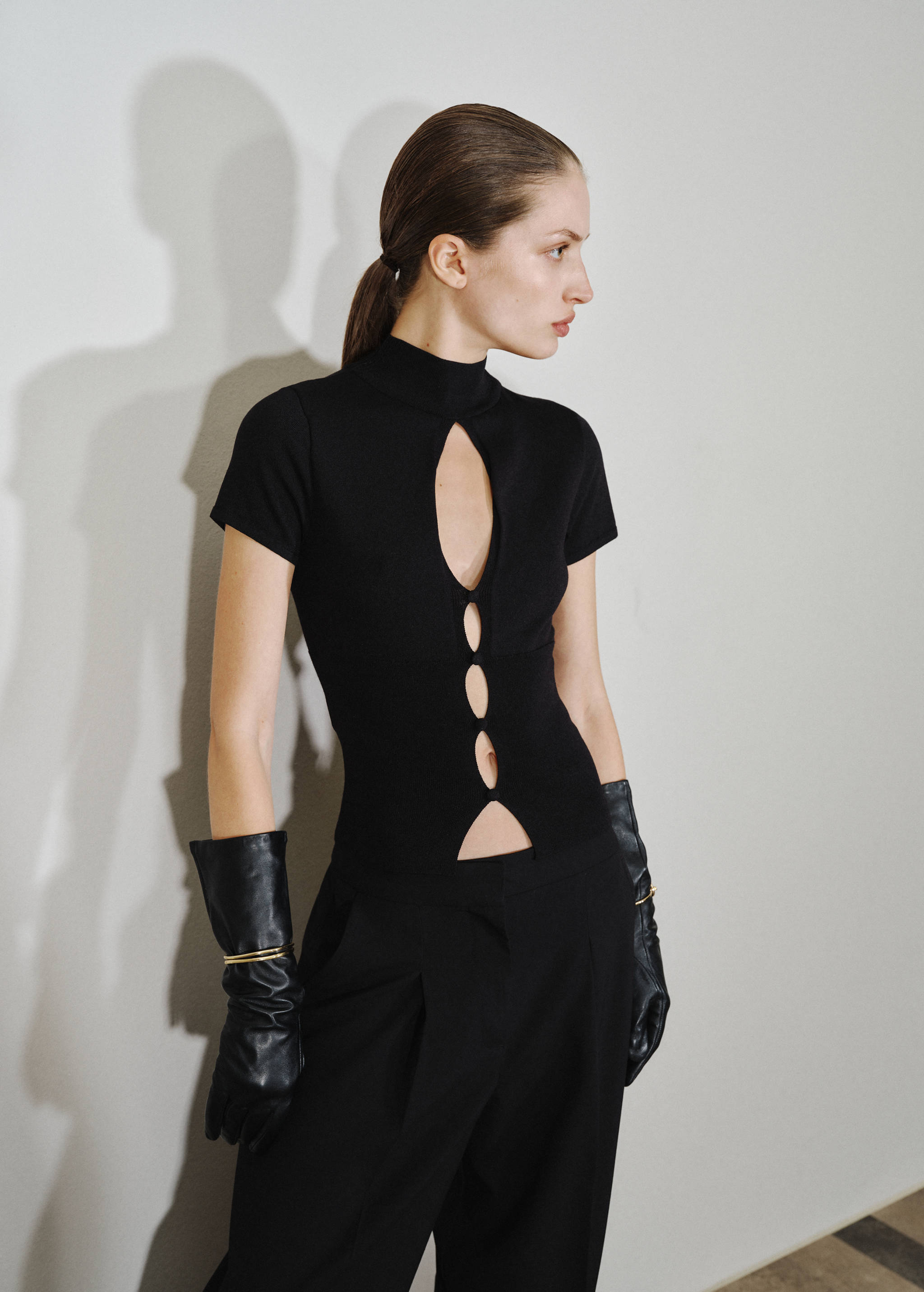 Perkins-neck sweater with cut-out - Women | MANGO OUTLET USA