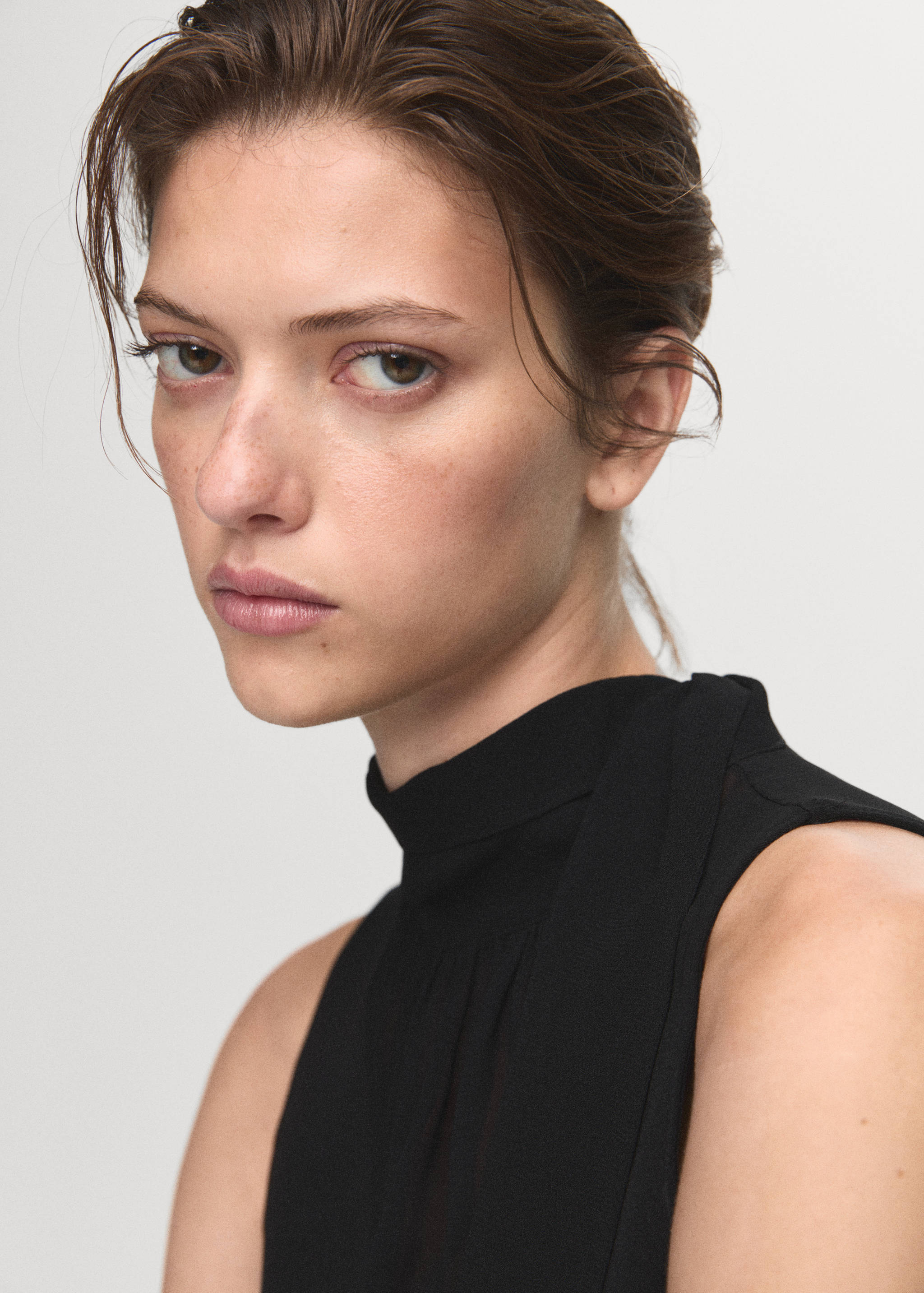 Bow cut-out detail dress - Women | MANGO OUTLET USA
