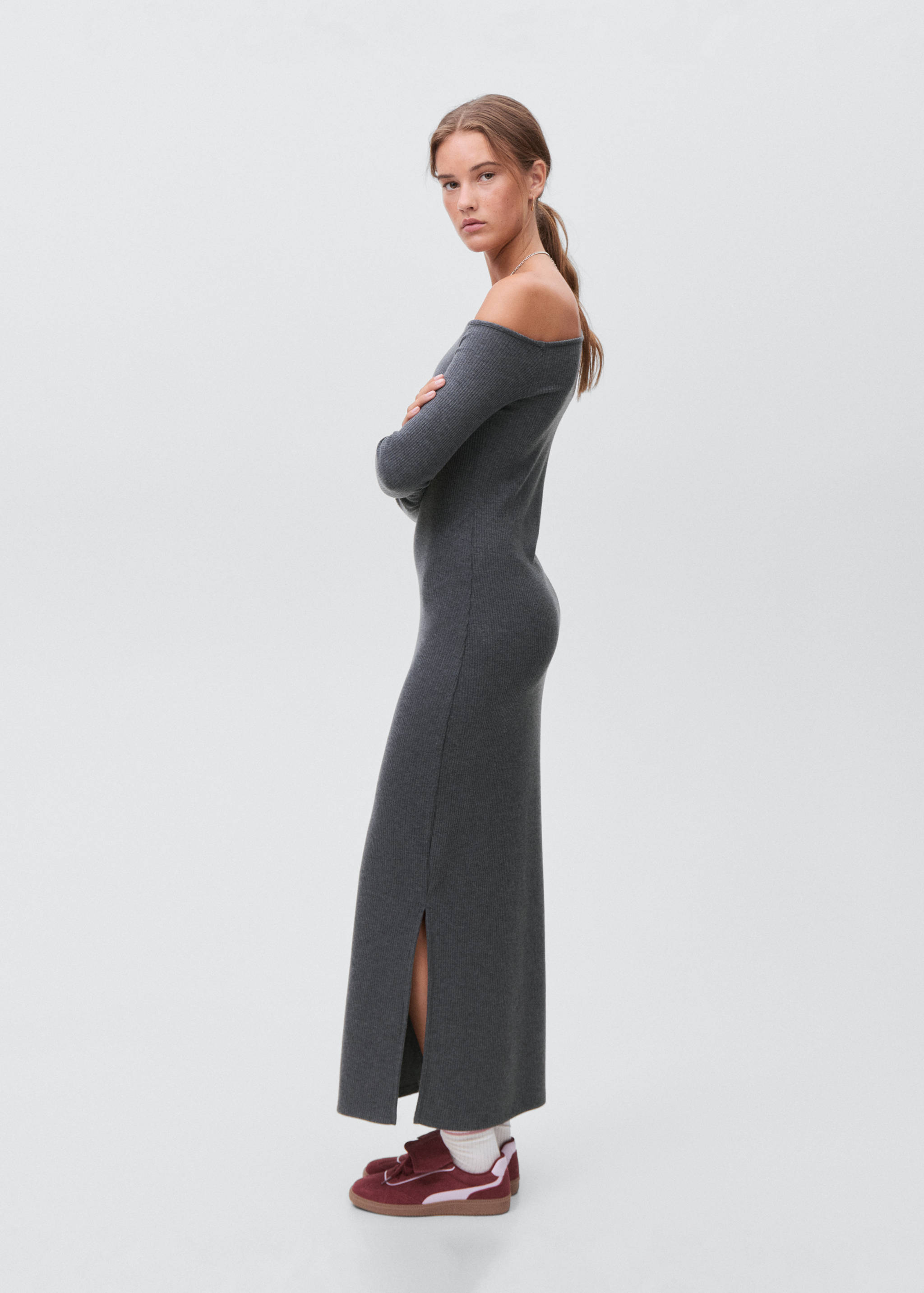 Vestido largo cut out - Chica | MANGO OUTLET España (Península y Baleares)
