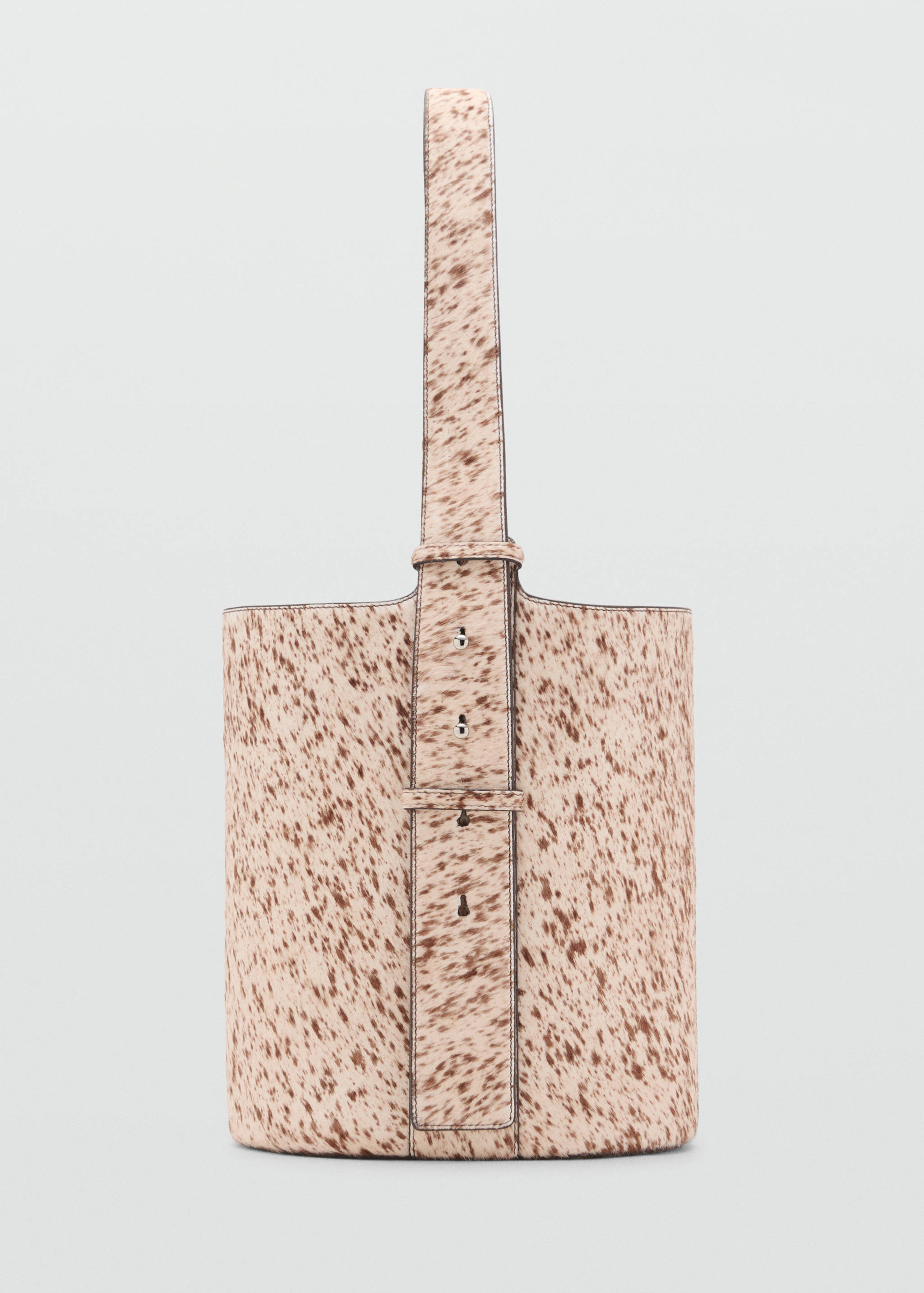Leather and fur bucket bag - Women | MANGO OUTLET United Kingdom