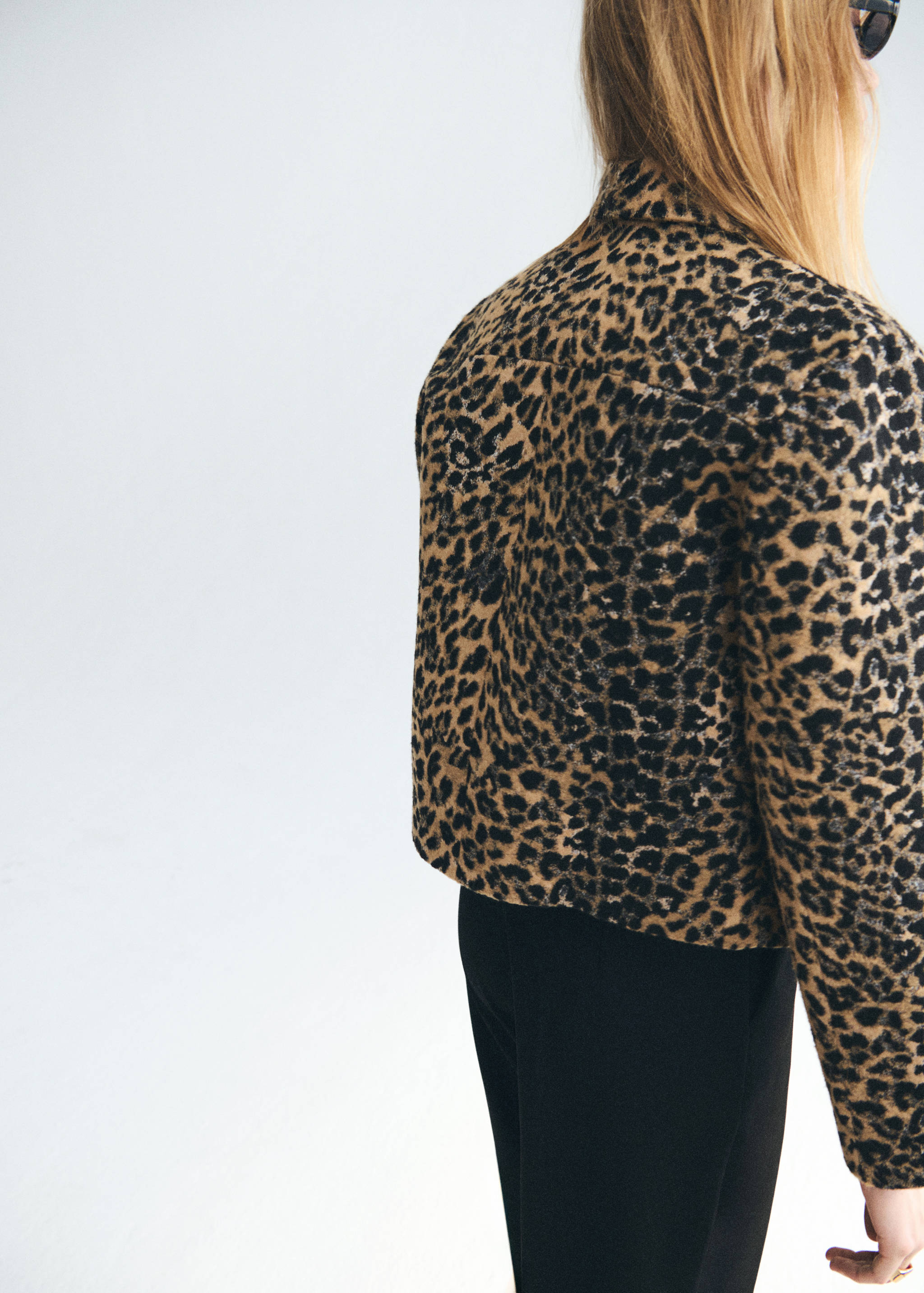Leopard-print jacket with buttons - Women | MANGO OUTLET United Kingdom