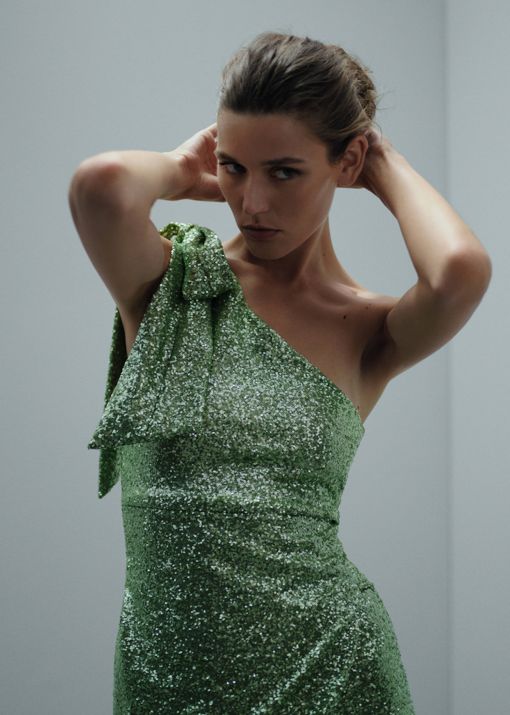 Asymmetrical sequin dress with bow - Women | MANGO OUTLET USA