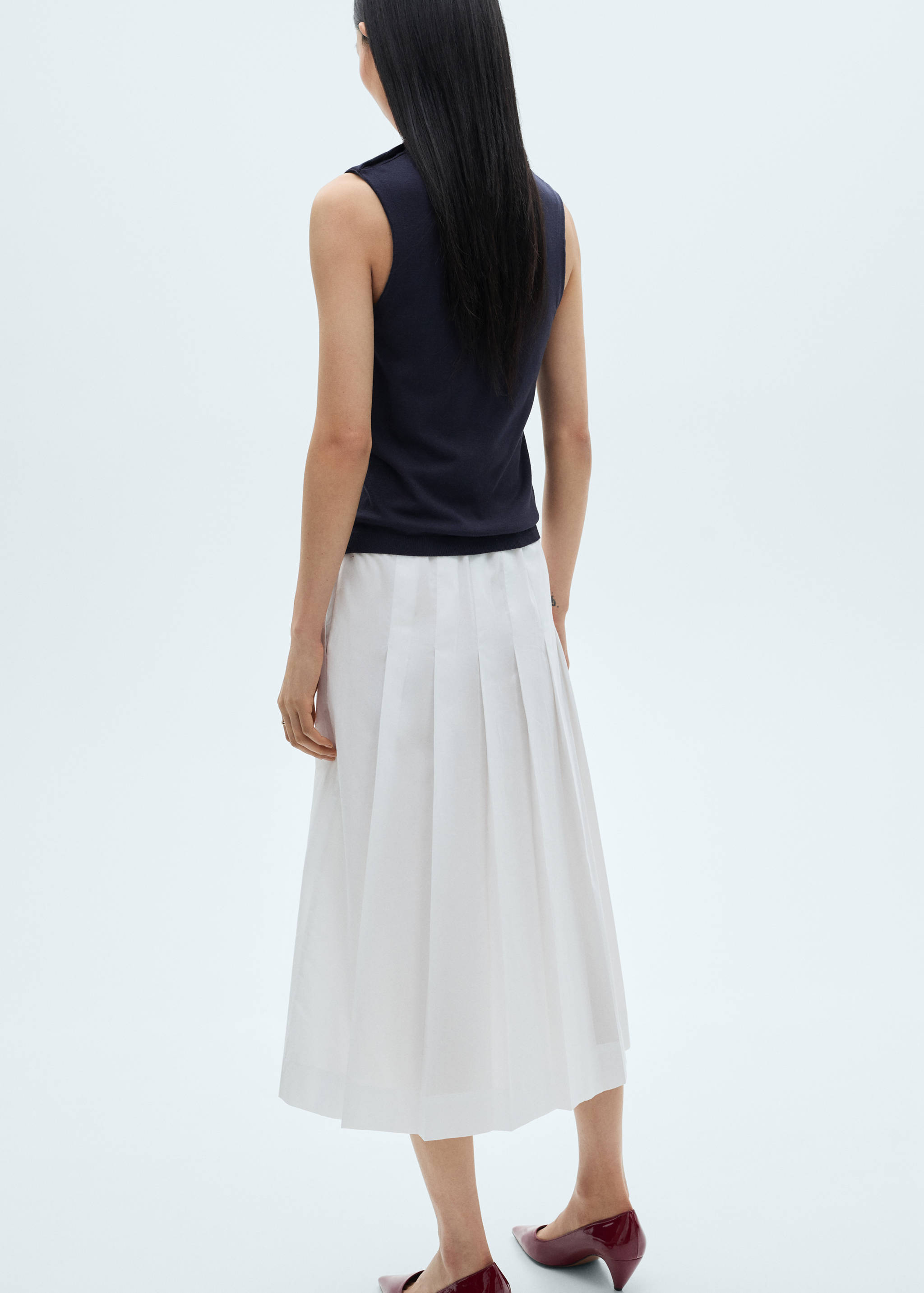 Buttoned knit top - Women | MANGO OUTLET United Kingdom